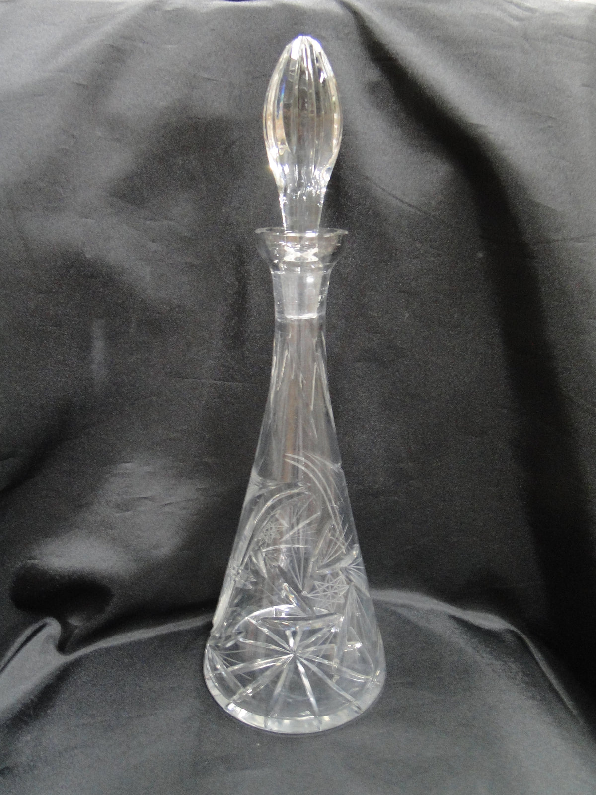Clear w/ Cut Spinning Stars: Decanter & Stopper, 15 3/4" Tall -- CR#05 ...